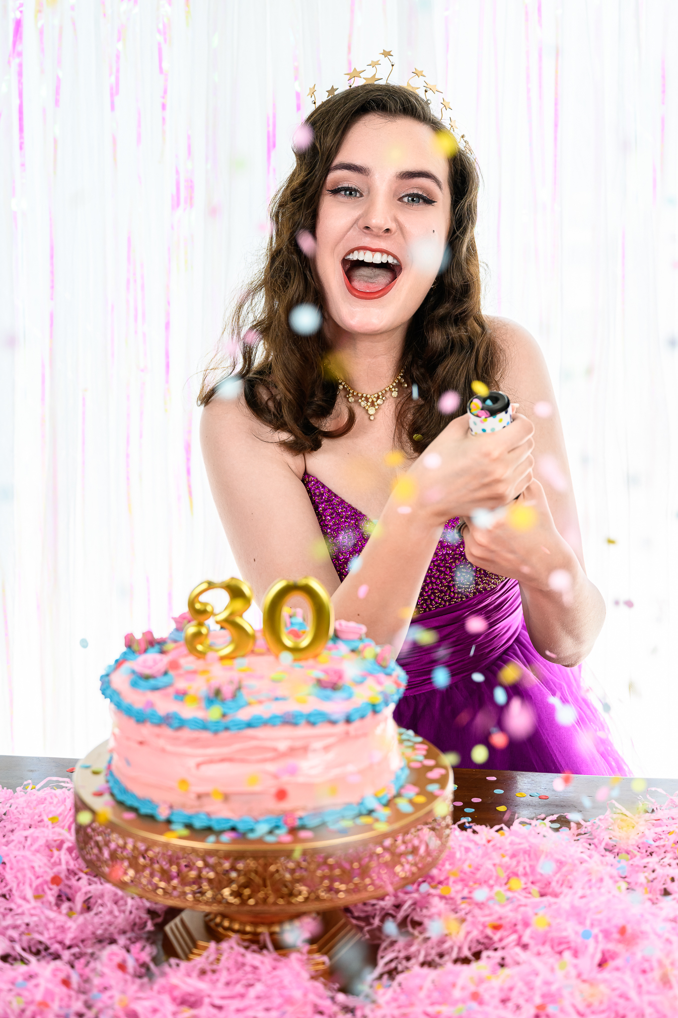 30th Birthday Cake Smash – Miss MonMon