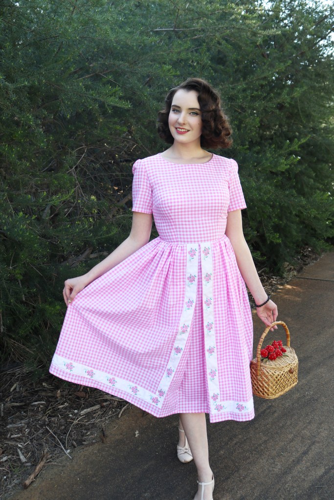 Vintage Sewing Pattern: Simplicity 4343 from 1962 – Miss MonMon