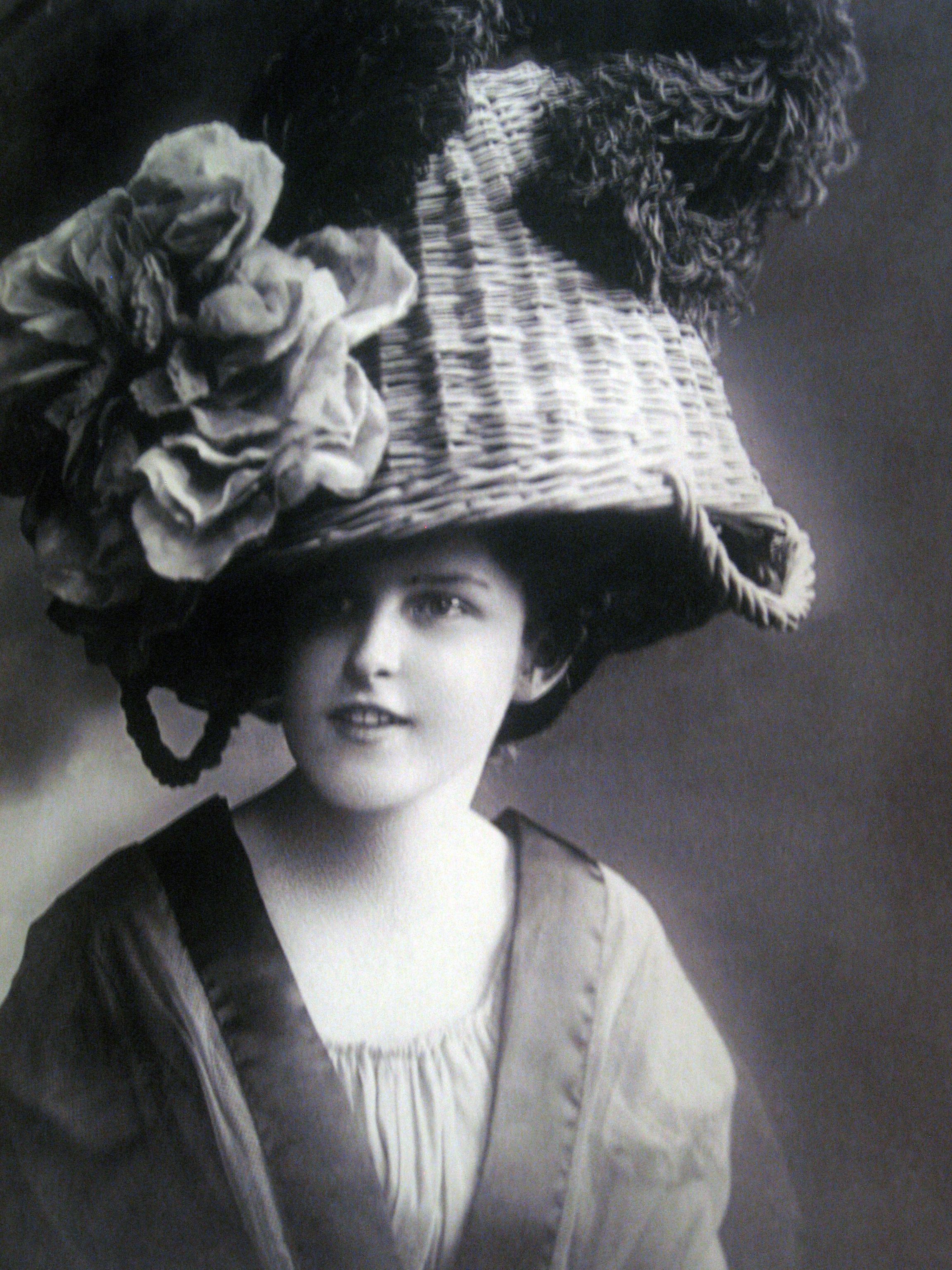 The History of the Easter Bonnet – Miss MonMon